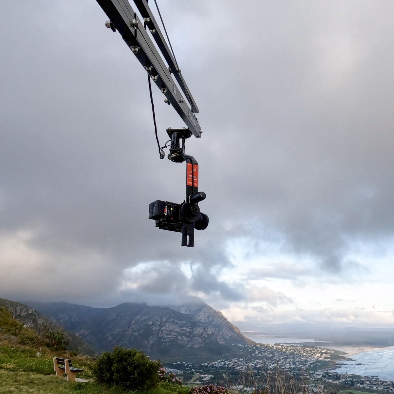 Jr. Pan Tilt Head for Camera Jib Crane, Payload : 5 | Proaim